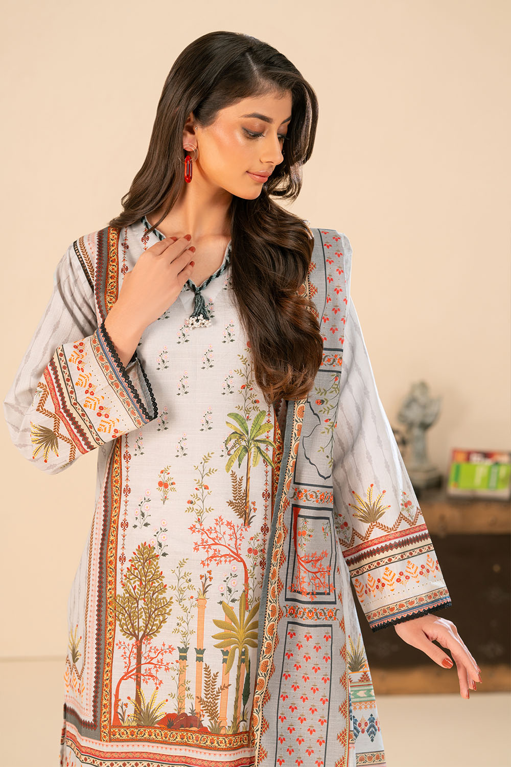 3 Piece Printed Khaddar Suit with Dupatta SD-52214 | GulAhmed - uae ...